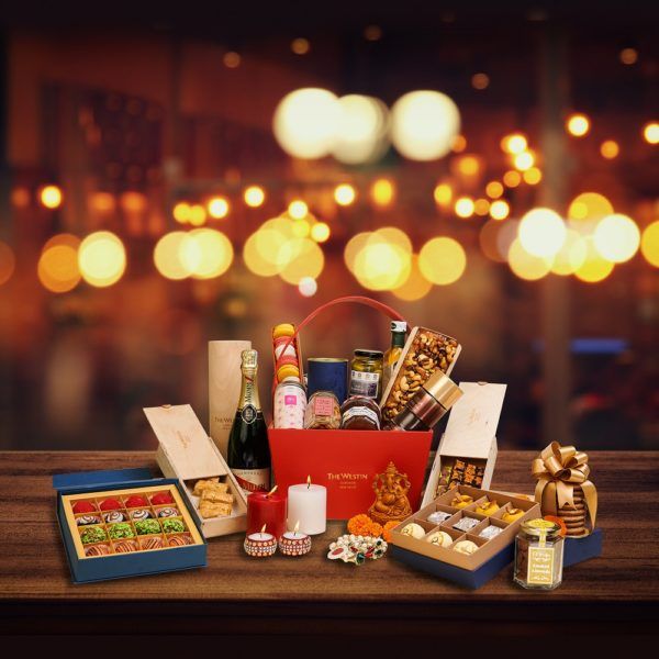 A Complete Guide To Diwali Gifting Hampers To Add To Your Shopping List